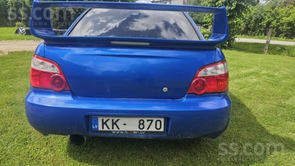 Zils Subaru Impreza 2001 Valmiera, ar dzinēja tilpumu 2.00 L un nobraukumu 247 tūkst. km par 7500 €, foto 4 vietnē AUTOMOTO.COM.LV