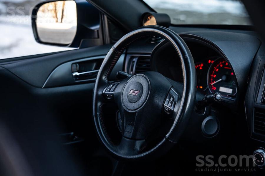 Zils Subaru Impreza 2011 Rīga, ar dzinēja tilpumu 2.50 L un nobraukumu 136 tūkst. km par 16500 €, foto 12 vietnē AUTOMOTO.COM.LV