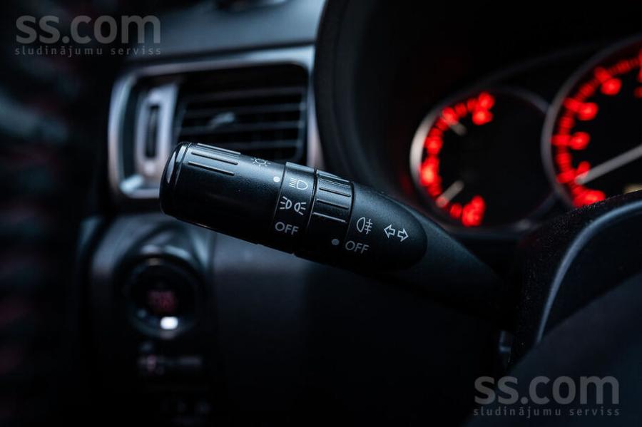 Zils Subaru Impreza 2011 Rīga, ar dzinēja tilpumu 2.50 L un nobraukumu 136 tūkst. km par 16500 €, foto 16 vietnē AUTOMOTO.COM.LV