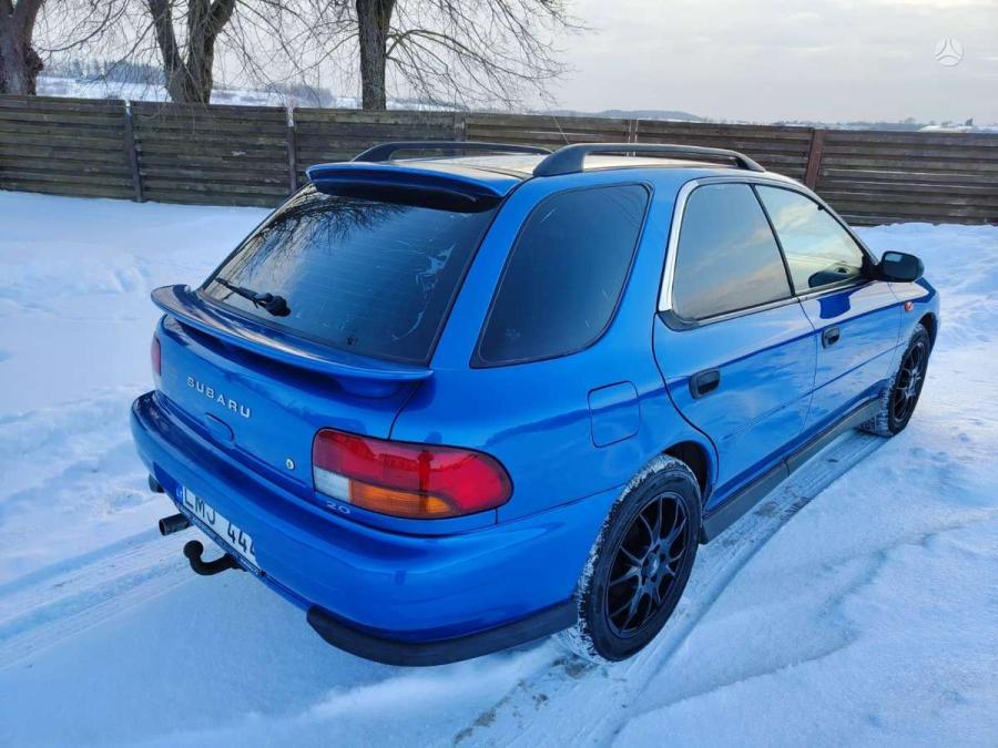 Zils Subaru Impreza 1999 Viļņa, ar dzinēja tilpumu 1.99 L un nobraukumu 155 tūkst. km par 2900 €, foto 5 vietnē AUTOMOTO.COM.LV