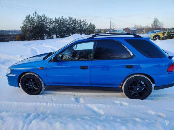 Zils Subaru Impreza 1999 Viļņa, ar dzinēja tilpumu 1.99 L un nobraukumu 155 tūkst. km par 2900 €, foto 7 vietnē AUTOMOTO.COM.LV