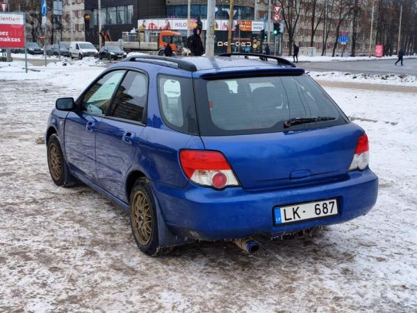 Zils Subaru Impreza 2003 Rīga, ar dzinēja tilpumu 2.00 L un nobraukumu 360 tūkst. km par 1800 €, foto 3 vietnē AUTOMOTO.COM.LV
