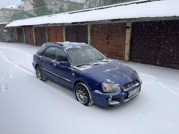Zils Subaru Impreza 2004 Viļņa, ar dzinēja tilpumu 2.00 L un nobraukumu 450 tūkst. km par 1400 €, foto 5 vietnē AUTOMOTO.COM.LV