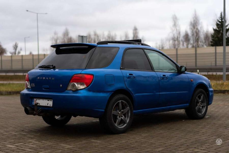 Blue Subaru Impreza 2004 in Kaisiadorys, with an engine capacity of 2.00 L and mileage of 271 thousand km for 1500 €, photo 3 on AUTOMOTO.COM.LV