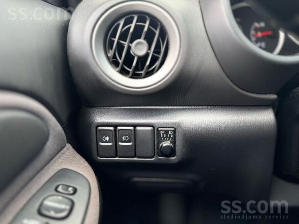 Zils Subaru Impreza 2006 Valmiera, ar dzinēja tilpumu 2.00 L un nobraukumu 182 tūkst. km par 4000 €, foto 11 vietnē AUTOMOTO.COM.LV