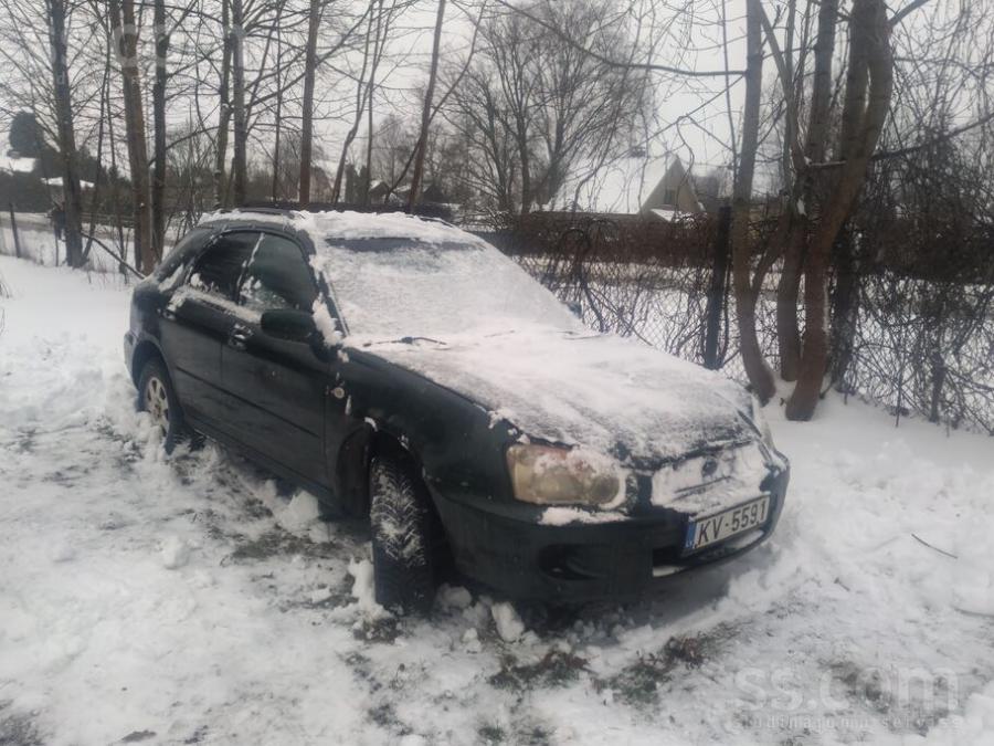 Zaļš Subaru Impreza 2003 Rīga, ar dzinēja tilpumu 1.60 L un nobraukumu 236 tūkst. km par 950 €, foto 1 vietnē AUTOMOTO.COM.LV