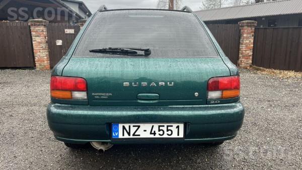 Green Subaru Impreza 1997 in Limbazi, with an engine capacity of 2.00 L and mileage of 69 thousand km for 6900 €, photo 4 on AUTOMOTO.COM.LV