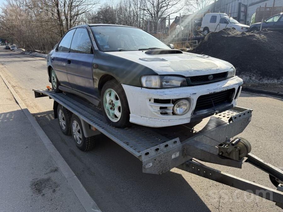 Zaļš Subaru Impreza 1999 Rīga, ar dzinēja tilpumu 2.00 L un nobraukumu 252 tūkst. km par 3000 €, foto 4 vietnē AUTOMOTO.COM.LV