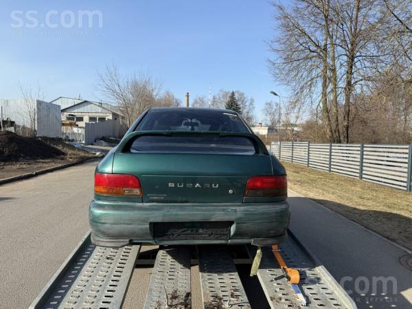 Green Subaru Impreza 1999 in Riga, with an engine capacity of 2.00 L and mileage of 252 thousand km for 3000 €, photo 5 on AUTOMOTO.COM.LV