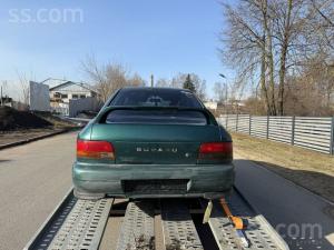 Zaļš Subaru Impreza 1999 Rīga, ar dzinēja tilpumu 2.00 L un nobraukumu 252 tūkst. km par 3000 €, foto 6 vietnē AUTOMOTO.COM.LV