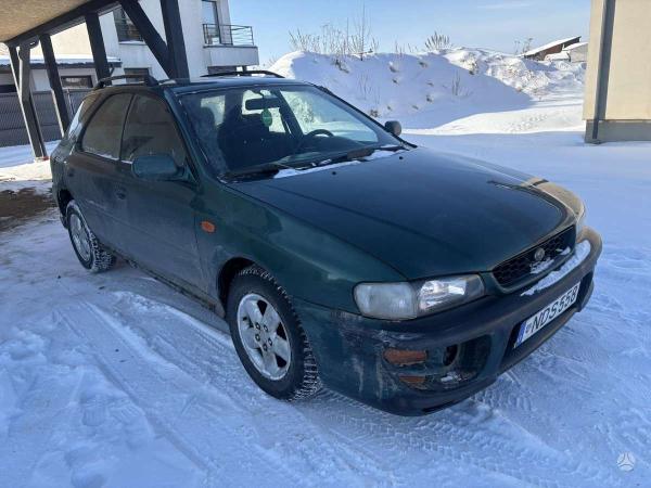 Zaļš Subaru Impreza 2000 Tauragė, ar dzinēja tilpumu 1.60 L un nobraukumu 179 tūkst. km par 1100 €, foto 6 vietnē AUTOMOTO.COM.LV