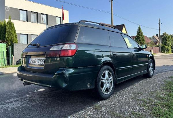 Green Subaru Impreza 2001 in Kaunas, with an engine capacity of 2.46 L and mileage of 348 thousand km for 850 €, photo 3 on AUTOMOTO.COM.LV