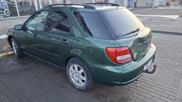 Green Subaru Impreza 2002 in Klaipeda, with an engine capacity of 1.60 L and mileage of 198 thousand km for 1500 €, photo 3 on AUTOMOTO.COM.LV