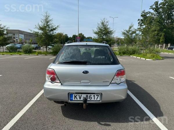 Grey Subaru Impreza 2007 in Jelgava, with an engine capacity of 1.50 L and mileage of 193 thousand km for 2100 €, photo 7 on AUTOMOTO.COM.LV
