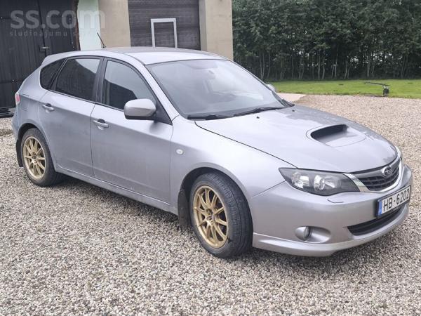 Pelēks Subaru Impreza 2008 Cēsis, ar dzinēja tilpumu 2.00 L un nobraukumu 400 tūkst. km par 2500 €, foto 2 vietnē AUTOMOTO.COM.LV