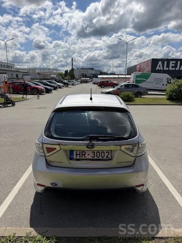 Pelēks Subaru Impreza 2008 Rīga, ar dzinēja tilpumu 2.00 L un nobraukumu 189 tūkst. km par 2350 €, foto 4 vietnē AUTOMOTO.COM.LV