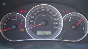 Grey Subaru Impreza 2008 in Klaipeda, with an engine capacity of 2.00 L and mileage of 318 thousand km for 2100 €, photo 18 on AUTOMOTO.COM.LV