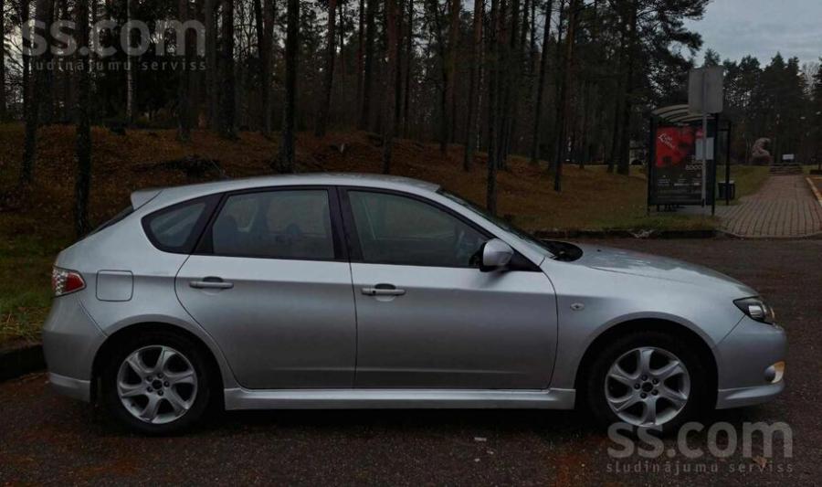 Grey Subaru Impreza 2009 in Cesis, with an engine capacity of 2.00 L and mileage of 184 thousand km for 3200 €, photo 4 on AUTOMOTO.COM.LV
