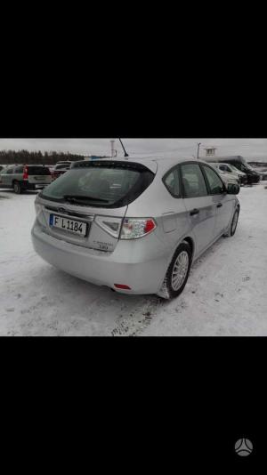 Pelēks Subaru Impreza 2010 Viļņa, ar dzinēja tilpumu 1.50 L un nobraukumu 100 tūkst. km par 3950 €, foto 5 vietnē AUTOMOTO.COM.LV