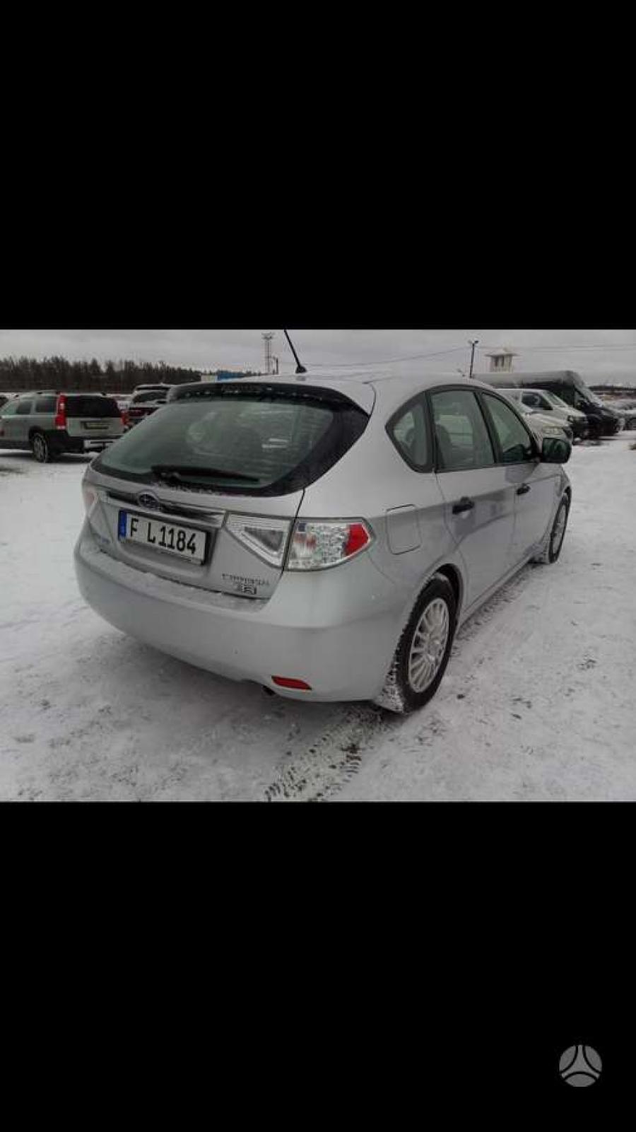 Pelēks Subaru Impreza 2010 Viļņa, ar dzinēja tilpumu 1.50 L un nobraukumu 100 tūkst. km par 3950 €, foto 5 vietnē AUTOMOTO.COM.LV