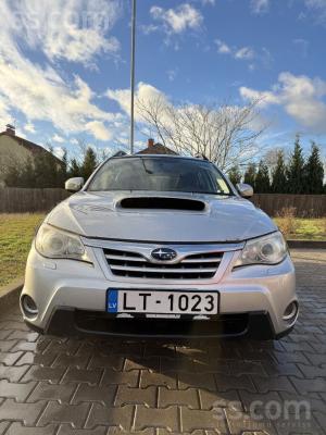 Pelēks Subaru Impreza 2011 Jelgava, ar dzinēja tilpumu 2.00 L un nobraukumu 311 tūkst. km par 2600 €, foto  vietnē AUTOMOTO.COM.LV