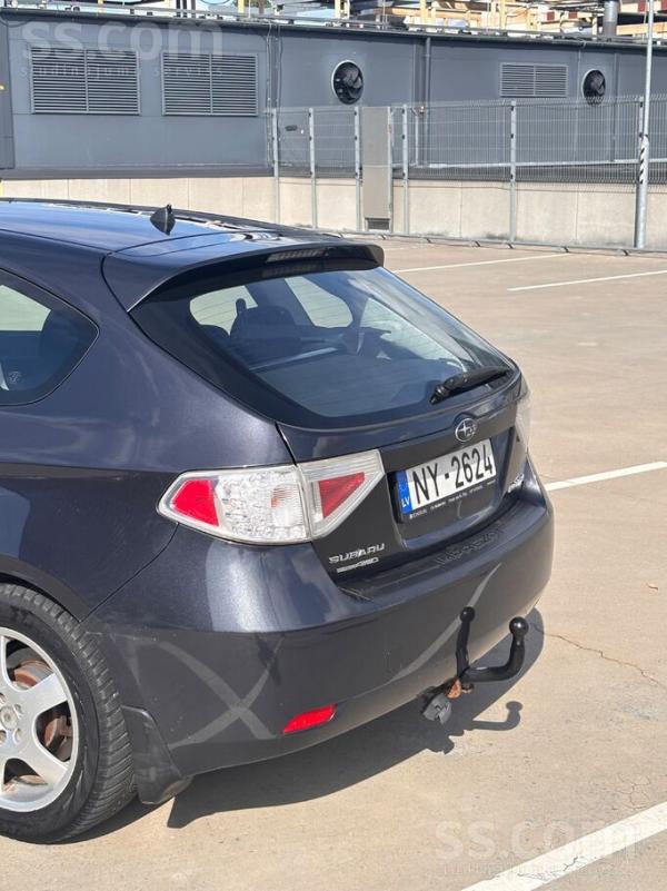 Grey Subaru Impreza 2011 in Riga, with an engine capacity of 2.00 L and mileage of 161 thousand km for 2650 €, photo 2 on AUTOMOTO.COM.LV