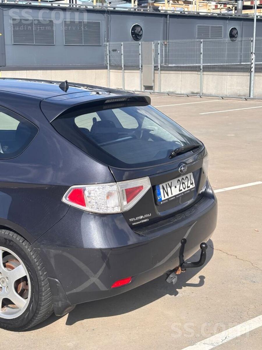 Grey Subaru Impreza 2011 in Riga, with an engine capacity of 2.00 L and mileage of 161 thousand km for 2650 €, photo 3 on AUTOMOTO.COM.LV