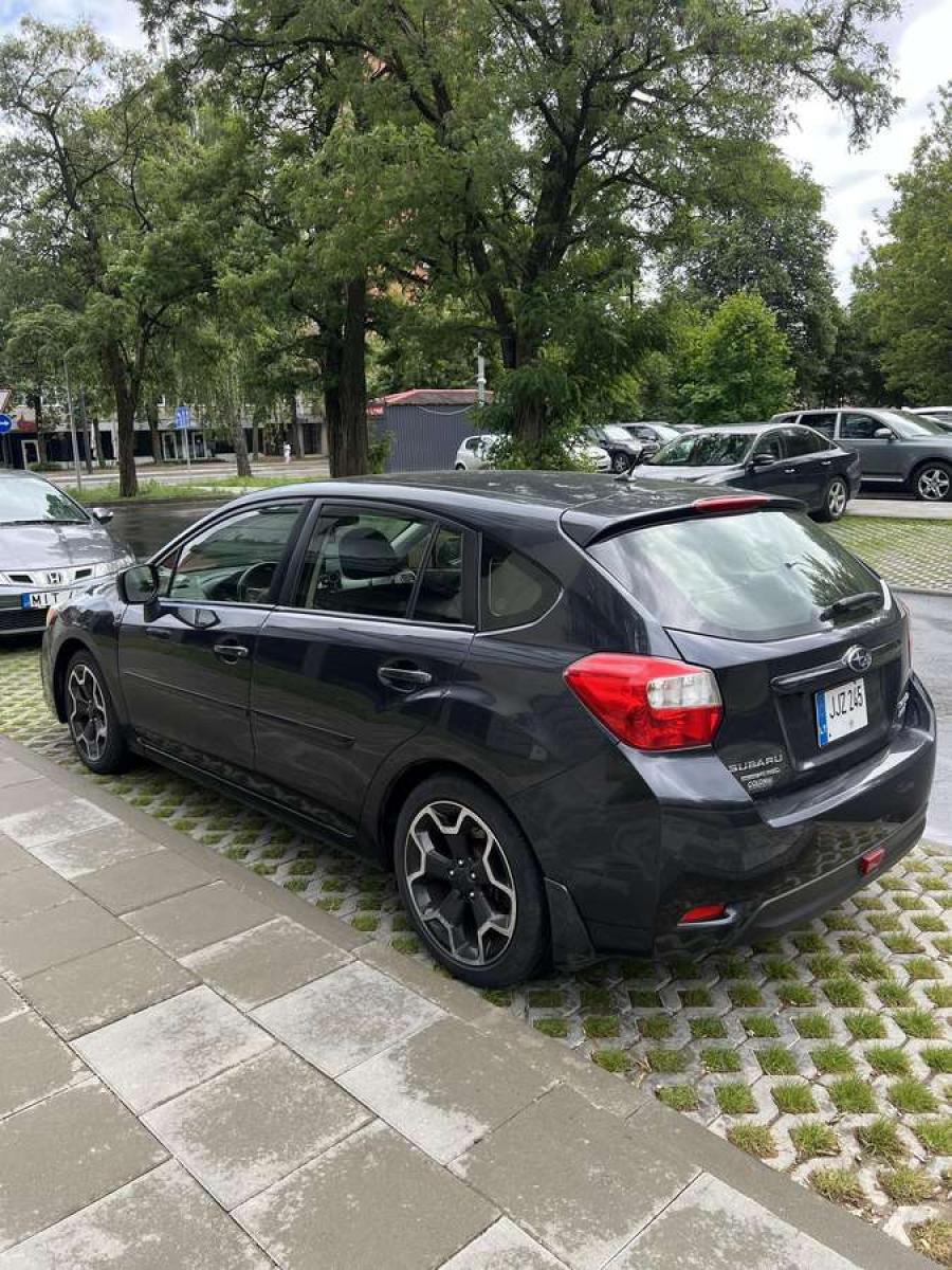 Grey Subaru Impreza 2014 in Vilnius, with an engine capacity of 1.99 L and mileage of 106 thousand km for 4400 €, photo 3 on AUTOMOTO.COM.LV