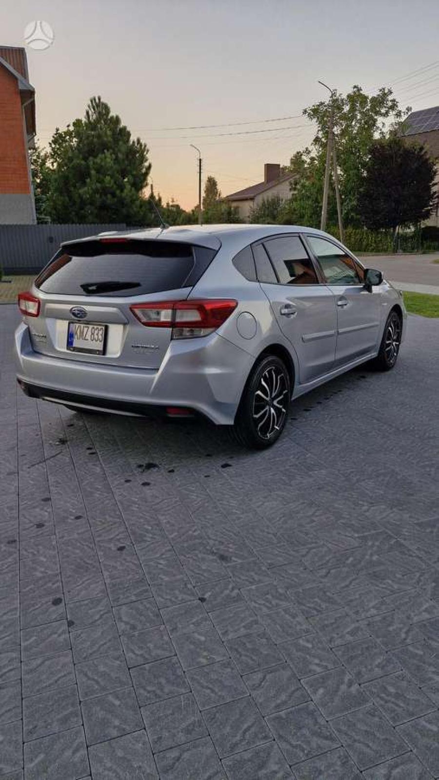 Grey Subaru Impreza 2017 in Kelme, with an engine capacity of 2.00 L and mileage of 120 thousand km for 8500 €, photo 4 on AUTOMOTO.COM.LV