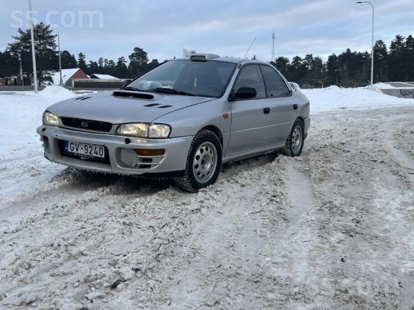Grey Subaru Impreza 1997 in Riga, with an engine capacity of 2.20 L and mileage of 307 thousand km for 3499 €, photo 1 on AUTOMOTO.COM.LV