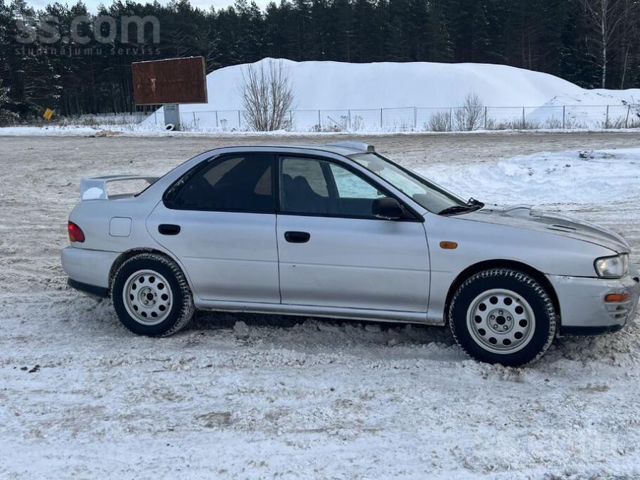 Pelēks Subaru Impreza 1997 Rīga, ar dzinēja tilpumu 2.20 L un nobraukumu 307 tūkst. km par 3499 €, foto 6 vietnē AUTOMOTO.COM.LV