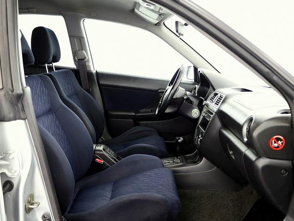 Grey Subaru Impreza 2001 in Tallinn, with an engine capacity of 2.00 L and mileage of 239 thousand km for 1999 €, photo 6 on AUTOMOTO.COM.LV