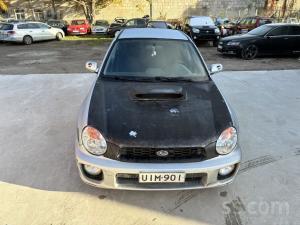 Pelēks Subaru Impreza 2001 Cēsis, ar dzinēja tilpumu 2.00 L un nobraukumu 260 tūkst. km par 4990 €, foto 3 vietnē AUTOMOTO.COM.LV