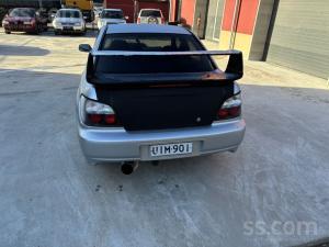 Pelēks Subaru Impreza 2001 Cēsis, ar dzinēja tilpumu 2.00 L un nobraukumu 260 tūkst. km par 4990 €, foto 6 vietnē AUTOMOTO.COM.LV
