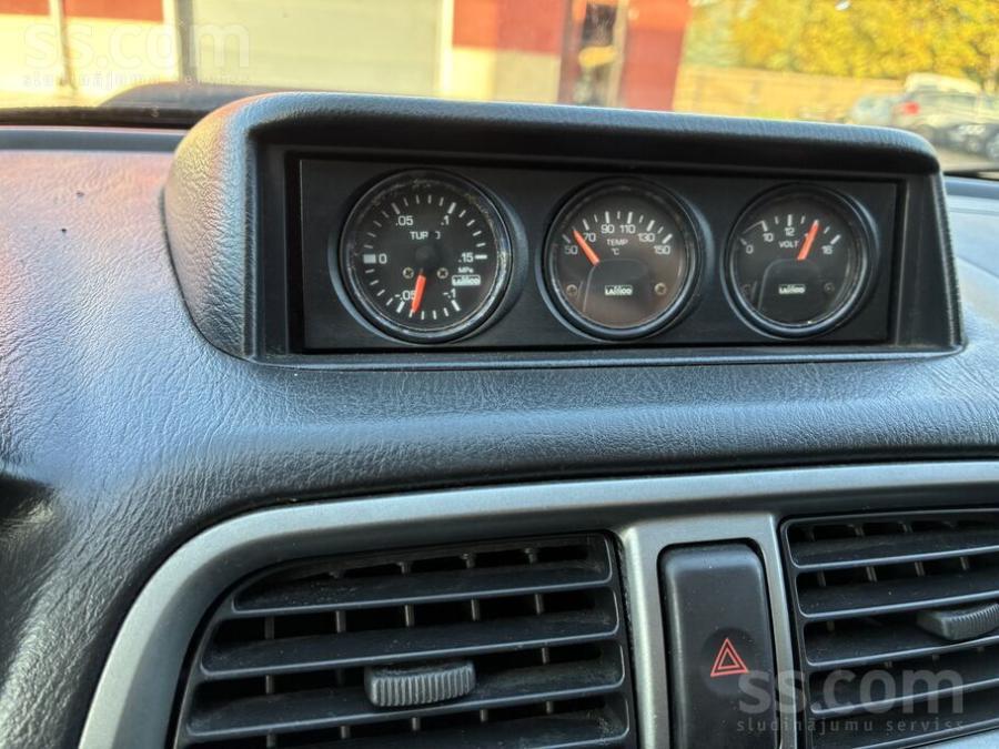 Pelēks Subaru Impreza 2001 Cēsis, ar dzinēja tilpumu 2.00 L un nobraukumu 260 tūkst. km par 4990 €, foto 13 vietnē AUTOMOTO.COM.LV