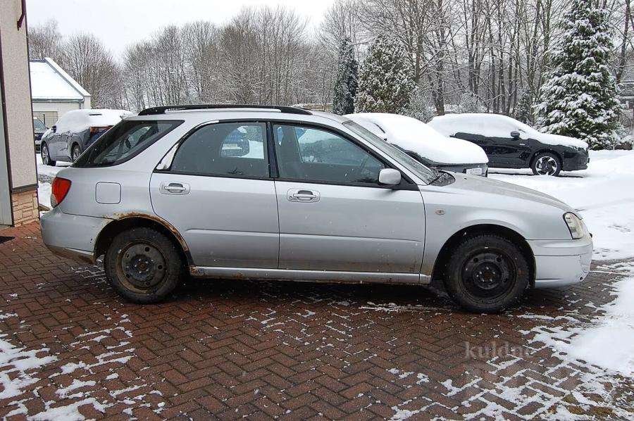 Pelēks Subaru Impreza 2003 Tartu, ar dzinēja tilpumu 2.00 L un nobraukumu 203 tūkst. km par 1800 €, foto 4 vietnē AUTOMOTO.COM.LV
