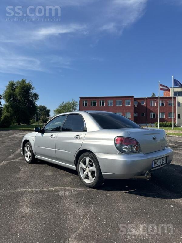 Grey Subaru Impreza 2006 in Liepaja, with an engine capacity of 2.00 L and mileage of 131 thousand km for 2950 €, photo 4 on AUTOMOTO.COM.LV