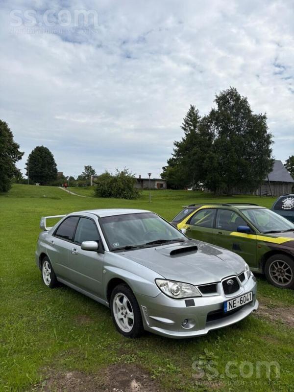 Pelēks Subaru Impreza 2007 Cēsis, ar dzinēja tilpumu 2.00 L un nobraukumu 0 tūkst. km par 8000 €, foto 4 vietnē AUTOMOTO.COM.LV