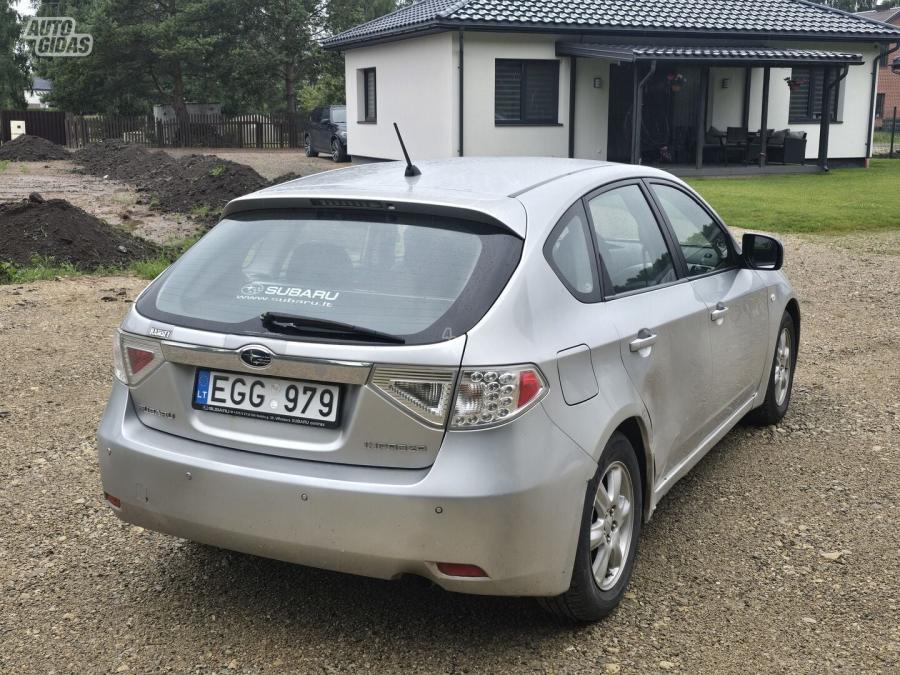 Pelēks Subaru Impreza 2009 Šauļi, ar dzinēja tilpumu 1.50 L un nobraukumu 194 tūkst. km par 1250 €, foto 5 vietnē AUTOMOTO.COM.LV