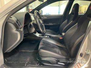 Pelēks Subaru Impreza 2011 Tallina, ar dzinēja tilpumu 2.50 L un nobraukumu 147 tūkst. km par 23500 €, foto 15 vietnē AUTOMOTO.COM.LV