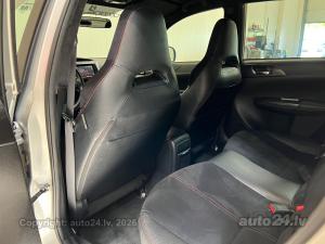 Pelēks Subaru Impreza 2011 Tallina, ar dzinēja tilpumu 2.50 L un nobraukumu 147 tūkst. km par 23500 €, foto 20 vietnē AUTOMOTO.COM.LV