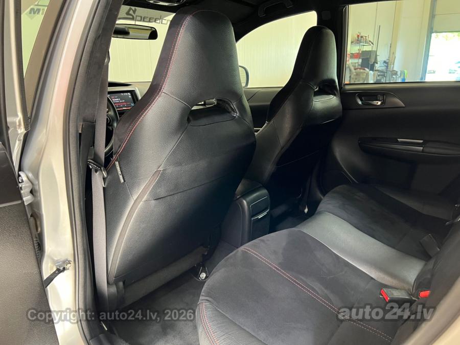 Pelēks Subaru Impreza 2011 Tallina, ar dzinēja tilpumu 2.50 L un nobraukumu 147 tūkst. km par 23500 €, foto 20 vietnē AUTOMOTO.COM.LV