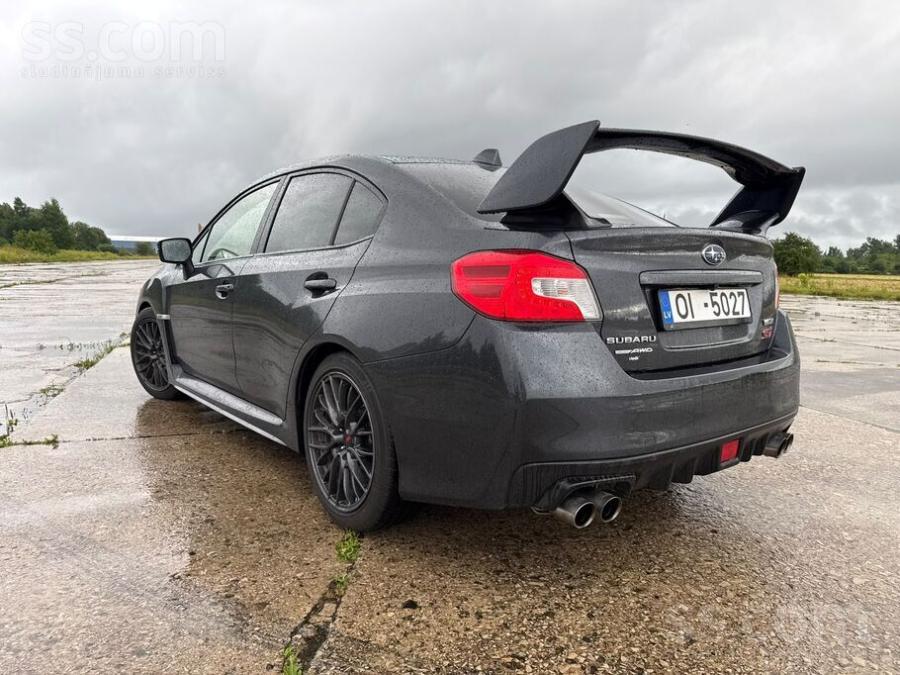 Pelēks Subaru Impreza 2015 Rīga, ar dzinēja tilpumu 2.50 L un nobraukumu 150 tūkst. km par 22000 €, foto 5 vietnē AUTOMOTO.COM.LV