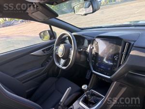 Grey Subaru Impreza 2022 in Riga, with an engine capacity of 2.40 L and mileage of 24 thousand km for 25900 €, photo 8 on AUTOMOTO.COM.LV