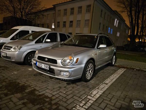 Grey Subaru Impreza 2003 in Klaipeda, with an engine capacity of 1.60 L and mileage of 195 thousand km for 2500 €, photo 1 on AUTOMOTO.COM.LV