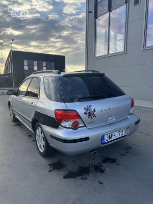 Grey Subaru Impreza 2003 in Vilnius, with an engine capacity of 2.00 L and mileage of 219 thousand km for 1400 €, photo 5 on AUTOMOTO.COM.LV