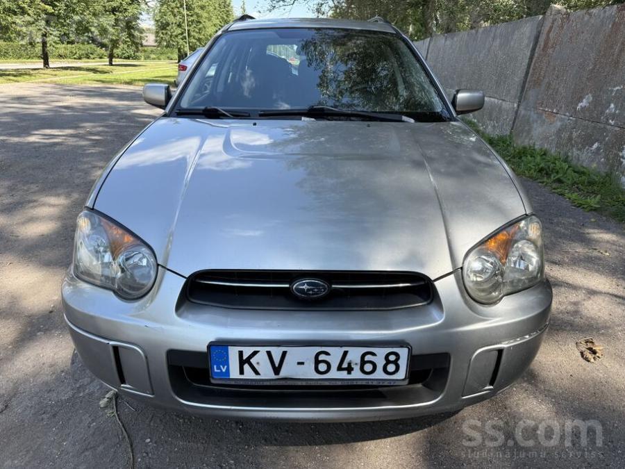 Grey Subaru Impreza 2005 in Bauska, with an engine capacity of 2.00 L and mileage of 298 thousand km for 2100 €, photo 5 on AUTOMOTO.COM.LV
