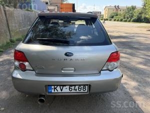 Grey Subaru Impreza 2005 in Bauska, with an engine capacity of 2.00 L and mileage of 298 thousand km for 2100 €, photo 6 on AUTOMOTO.COM.LV