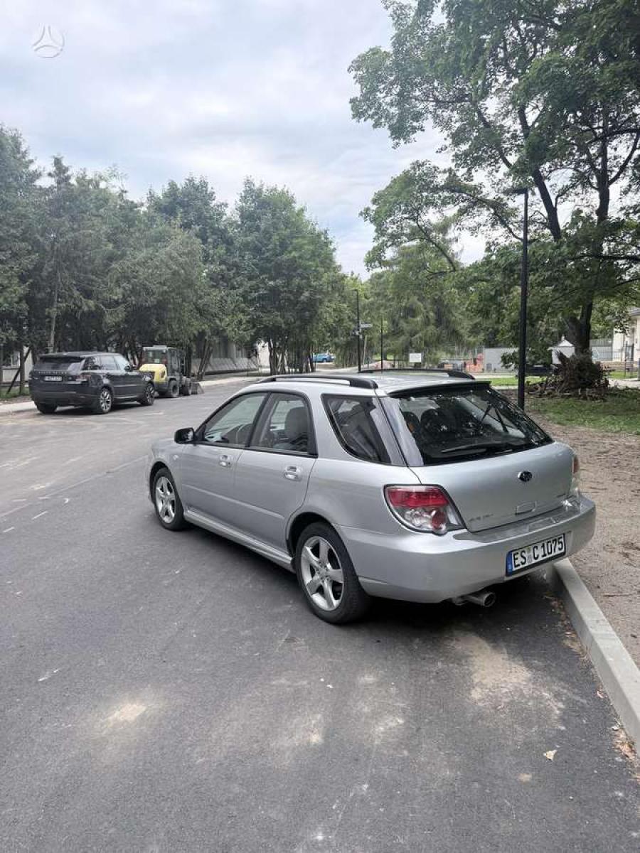 Grey Subaru Impreza 2006 in Vilnius, with an engine capacity of 2.00 L and mileage of 137 thousand km for 3600 €, photo 7 on AUTOMOTO.COM.LV