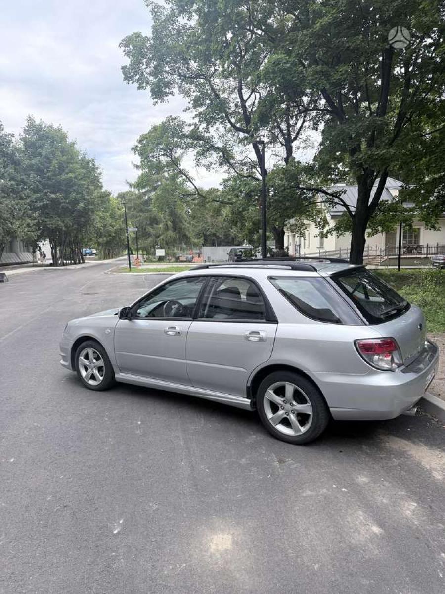 Grey Subaru Impreza 2006 in Vilnius, with an engine capacity of 2.00 L and mileage of 137 thousand km for 3600 €, photo 12 on AUTOMOTO.COM.LV